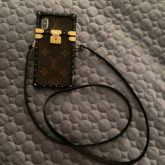 Louis Vuitton | Accessories | Louis Vuitton Iphone X Trunk Case Wstrap ...